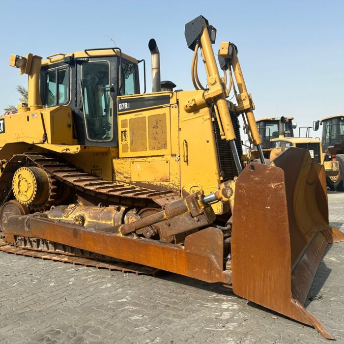 2008 CAT D7R Series II Crawler Dozer - Equipment