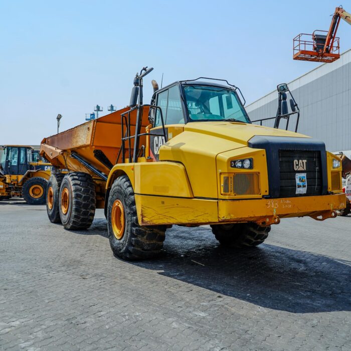 2015 CAT 745C Articulated Dump Truck - Equipment
