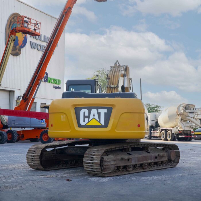 2019 CAT 323D3 Hydraulic Excavator - Equipment