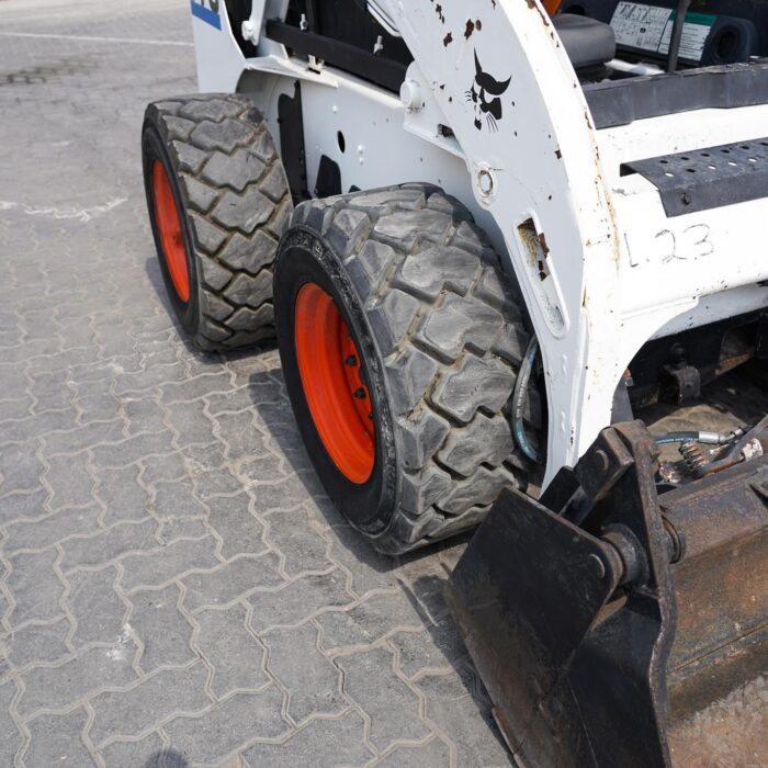 2001 BOBCAT 773 Skid Steer Loader - Equipment