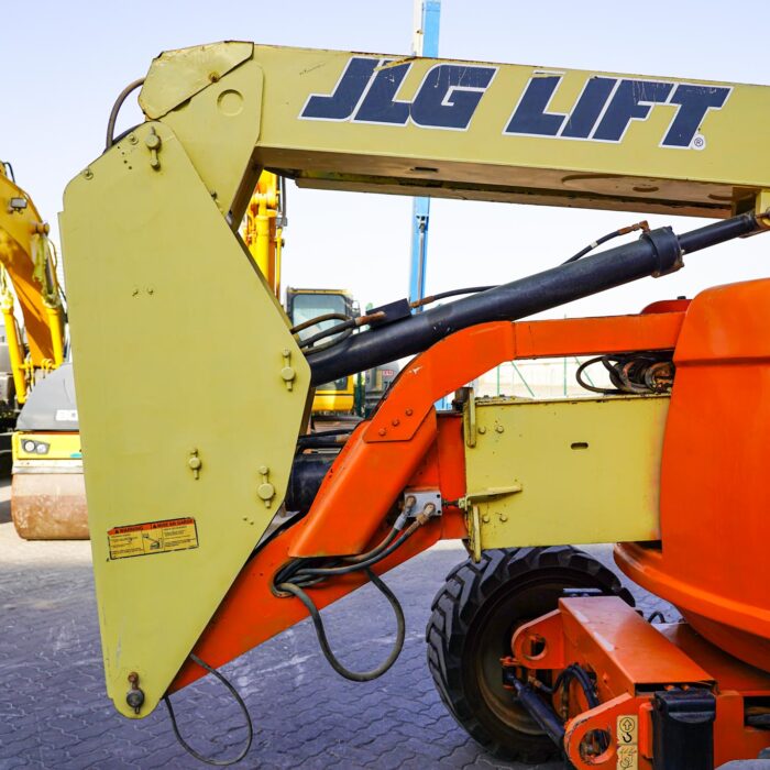 2008 JLG 600AJ 4WD Diesel Boom Lift 18m - Equipment