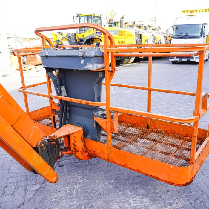 2008 JLG 600AJ 4WD Diesel Boom Lift 18m - Equipment