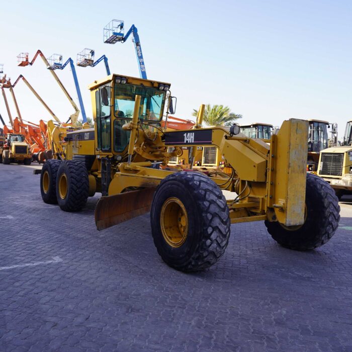 2002 CAT 14H Motor Grader - Equipment
