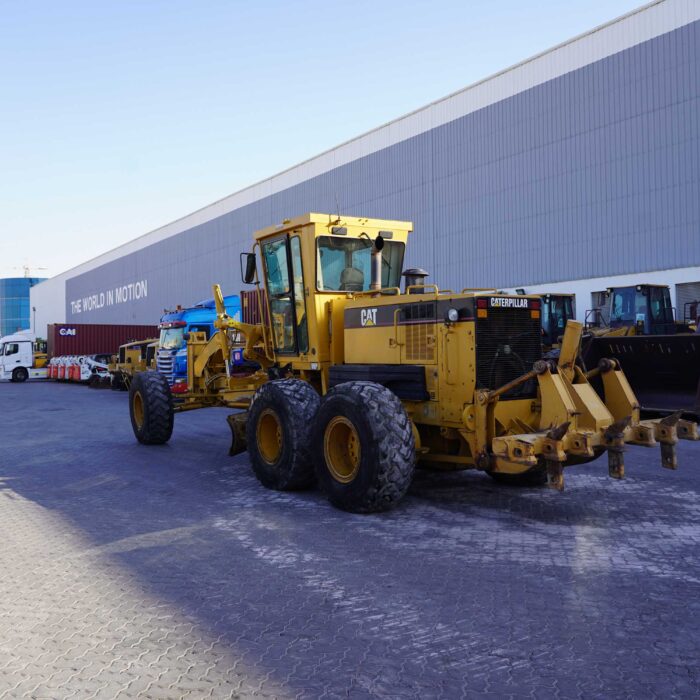 2002 CAT 14H Motor Grader - Equipment
