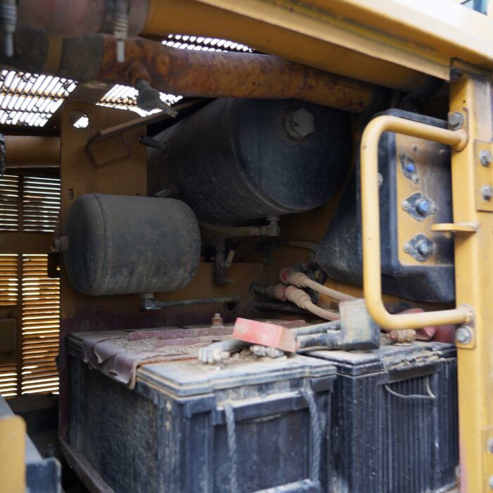 2002 CAT 14H Motor Grader - Equipment