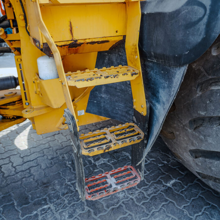 2017 VOLVO L220H Wheel Loader - Equipment