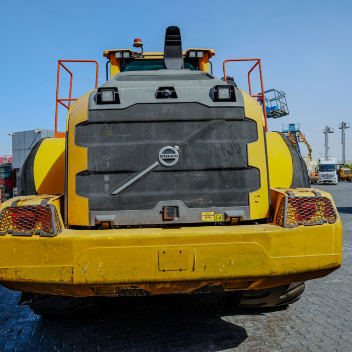 2017 VOLVO L220H Wheel Loader - Equipment