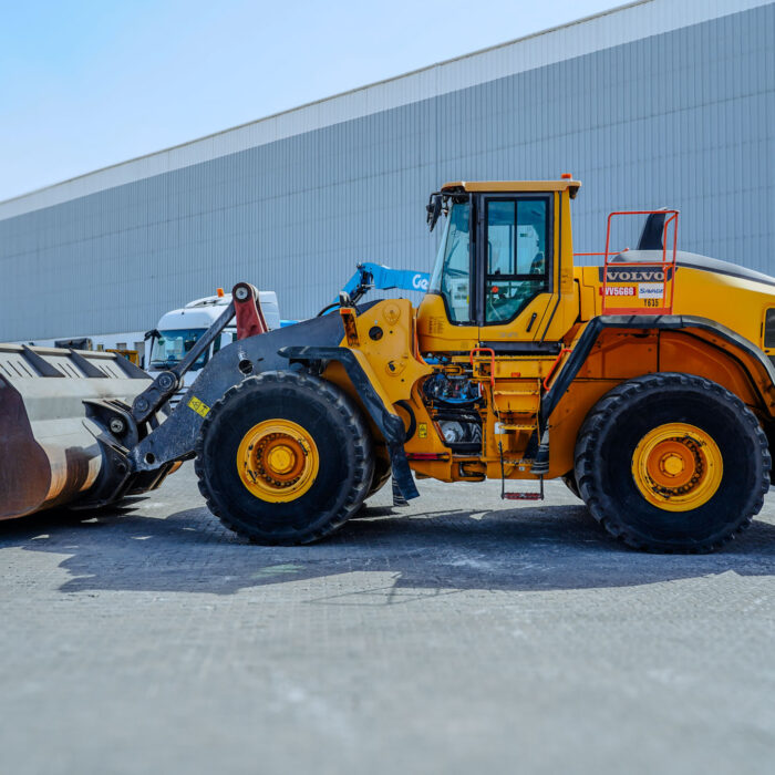 2017 VOLVO L220H Wheel Loader - Equipment