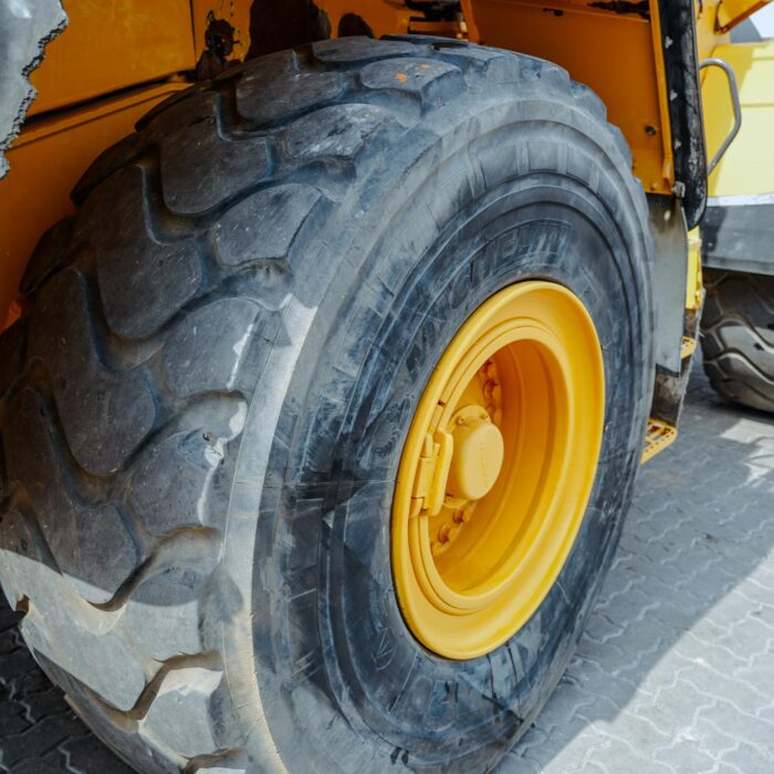 2018 VOLVO L180H Wheel Loader - Equipment