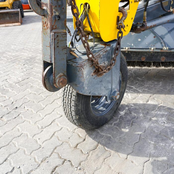 2016 Terramite TSS Self-Propelled Broom - Equipment