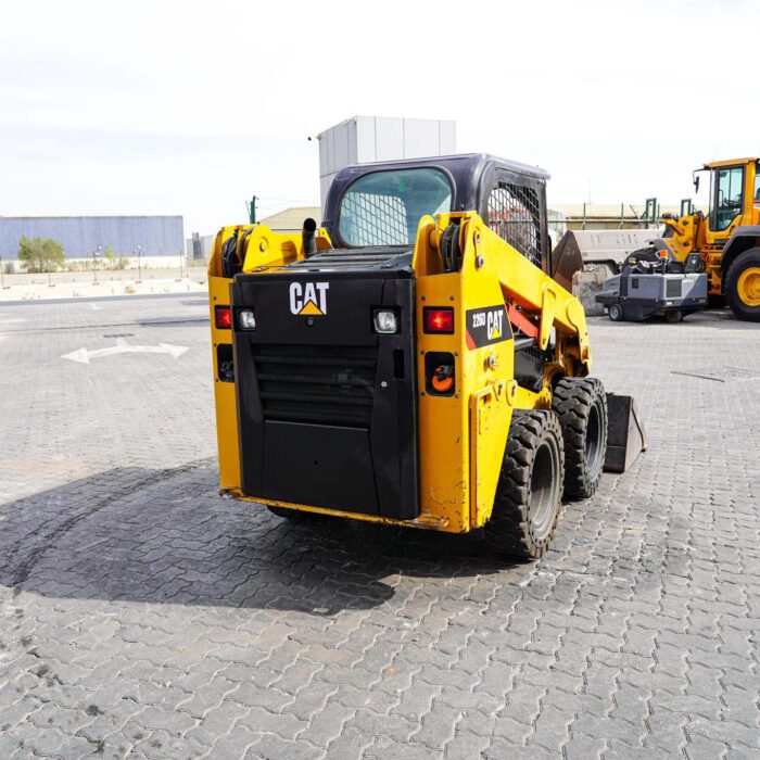 2019 CAT 226D Skid Steer Loader - Equipment