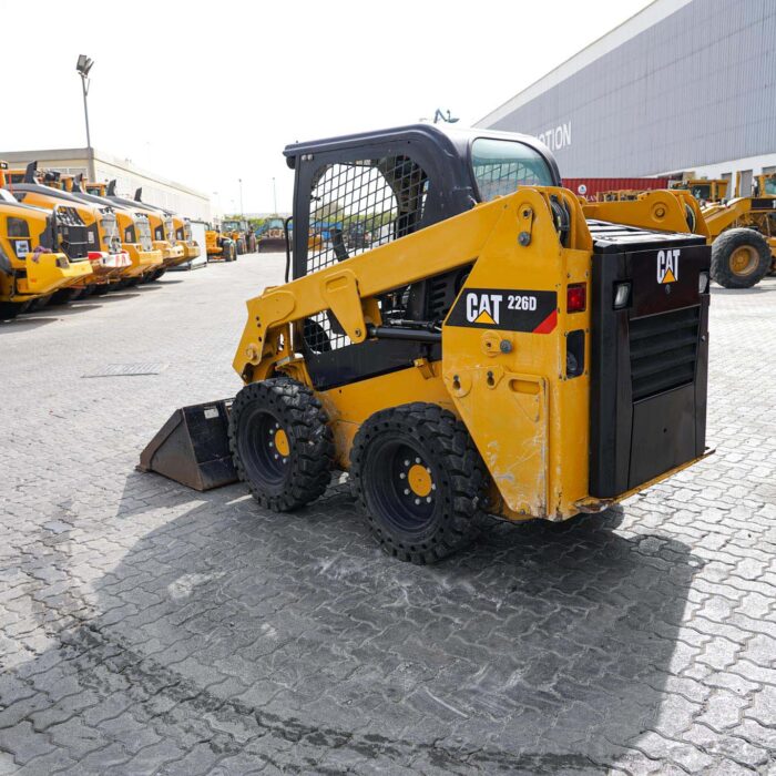 2019 CAT 226D Skid Steer Loader - Equipment