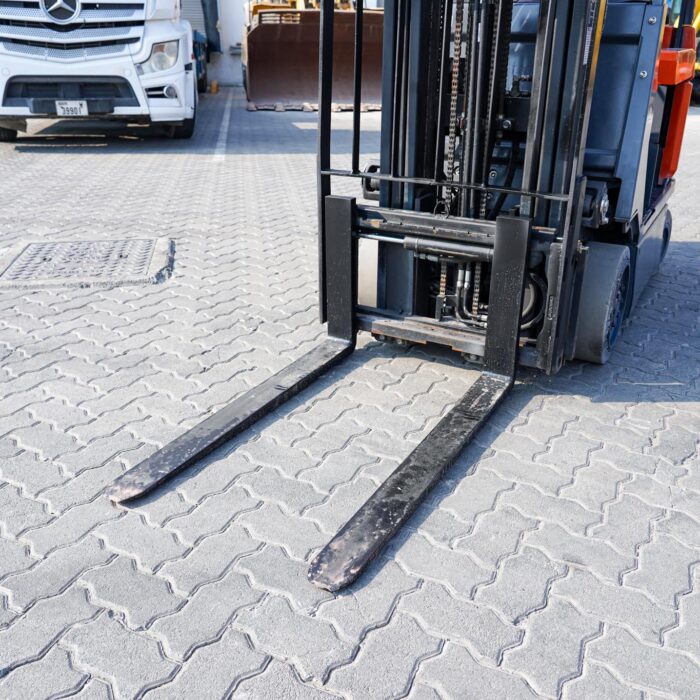 2014 Toyota 7FBCU18 1.3 Ton 2900 lb Electric Forklift - Equipment