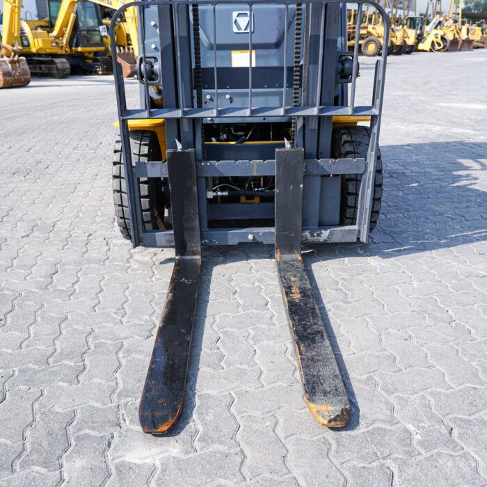 2024 XCMG XCB25-PW6G 2.5 Ton Electric Forklift - Equipment
