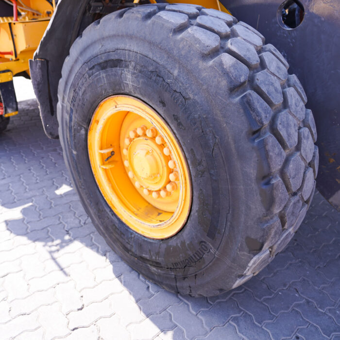 2017 Volvo L70H Wheel Loader - Equipment