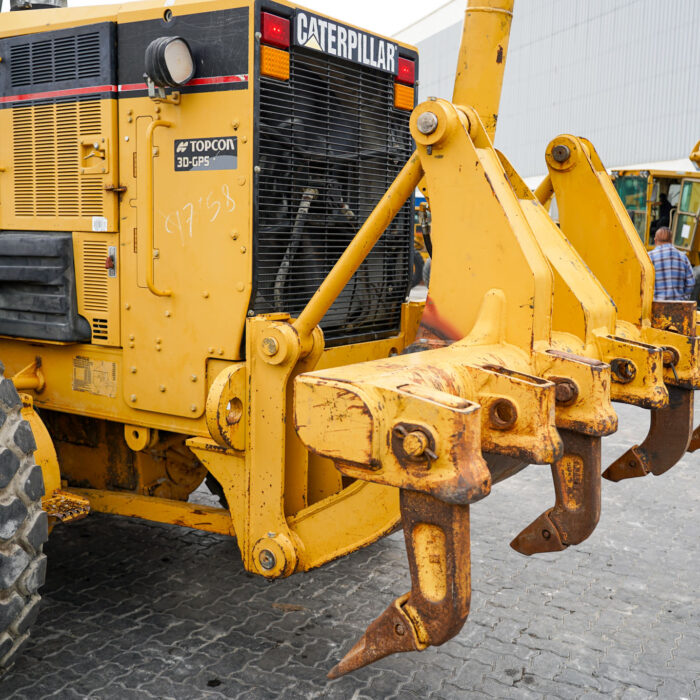 2003 CAT 14H Motor Grader - Equipment