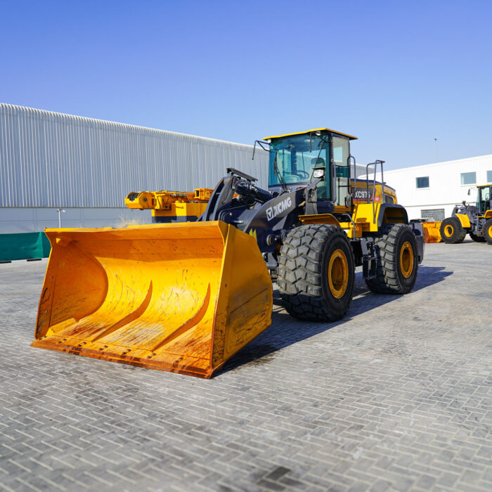 2023 XCMG XC975 Wheel Loader - Equipment