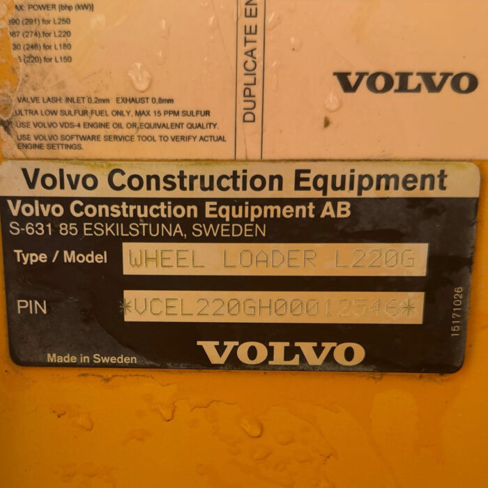 2012 VOLVO L220G Wheel Loader - Equipment